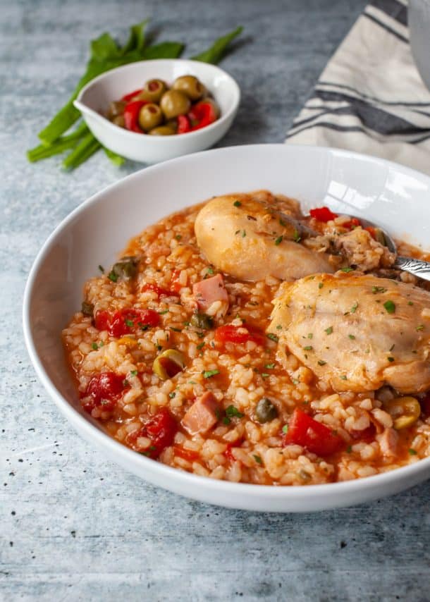 Asopao de Pollo (Puerto Rican Chicken and Rice Soup) - The Noshery